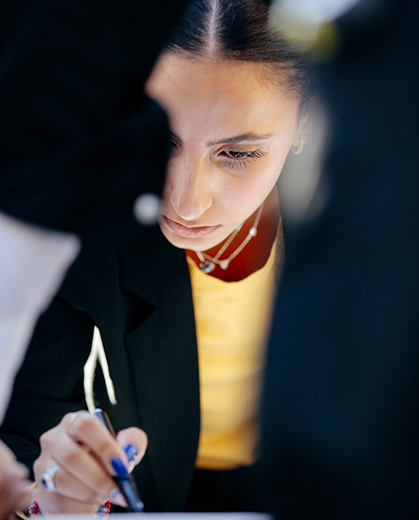 ARHIKIT - PIATRAONLINE.com