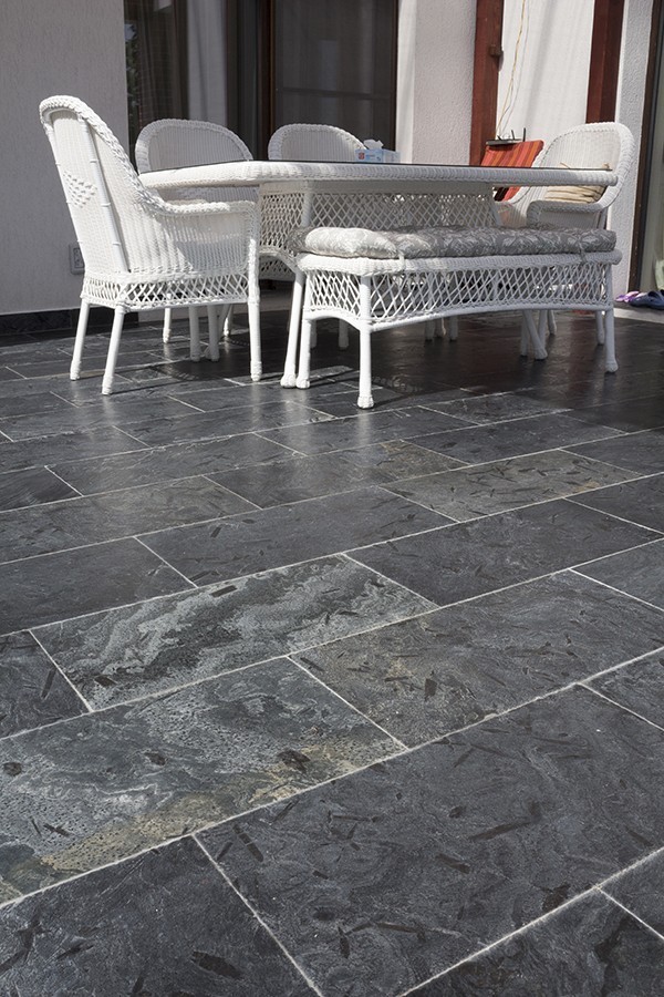 Terrace decoration project with 3 types of slate - PIATRAONLINE.com