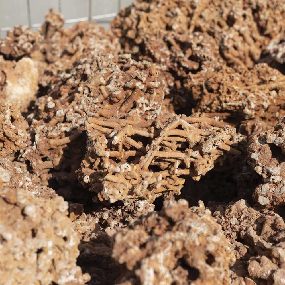 Red Spaghetti Rocks KG - PIATRAONLINE.com