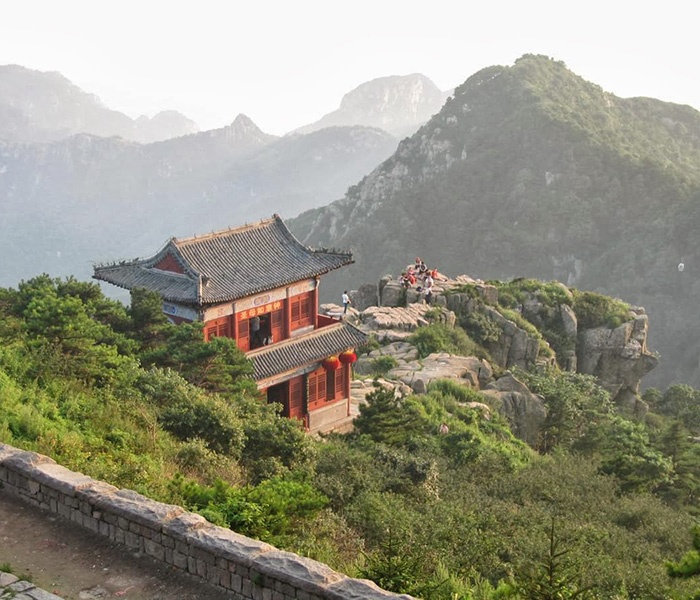 Mount Taishan of the Five Sacred Mountains of China - PIATRAONLINE.com